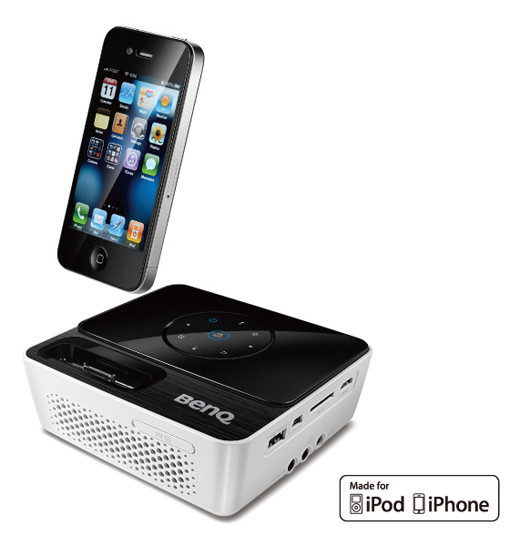 LEDミニプロジェクター BenQ GP2 を買いました。 | toshyon's posts