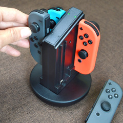 Nintendo Switchのジョイコンを4つまとめて充電 | toshyon's posts